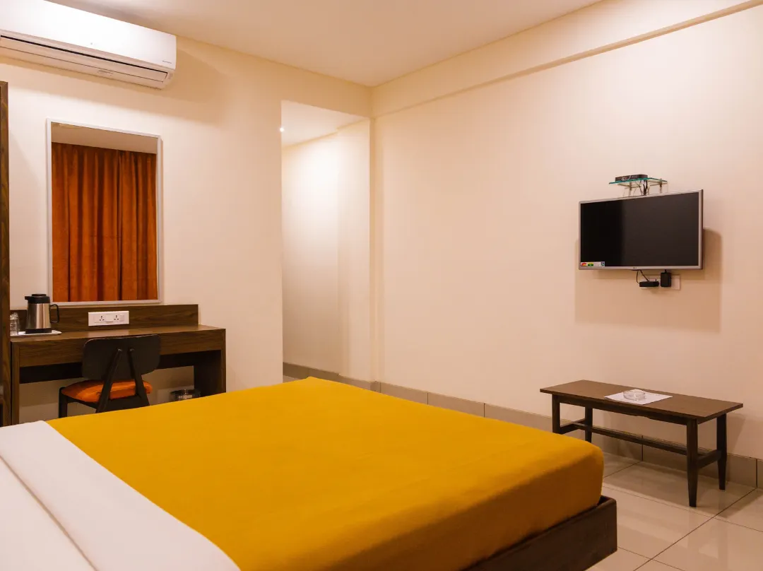 Hotel Dreamland - Pune
