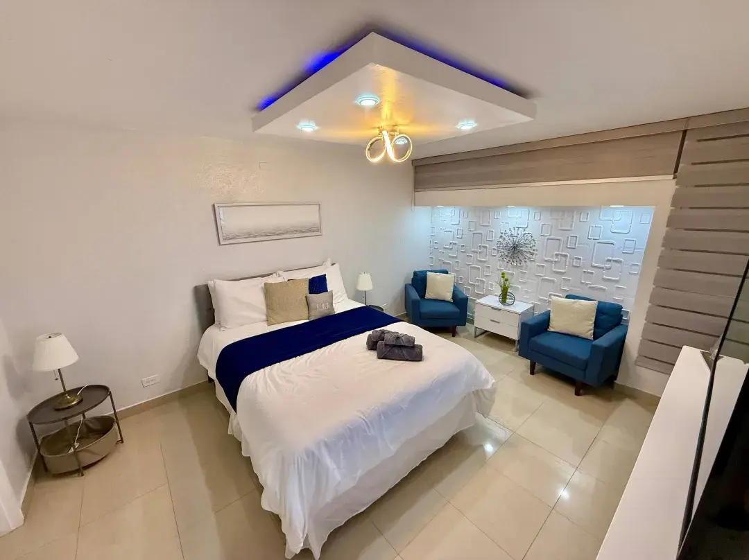 Condominio Frente A La Playa De Alambique En Isla Verde Carolina - Puerto Rico