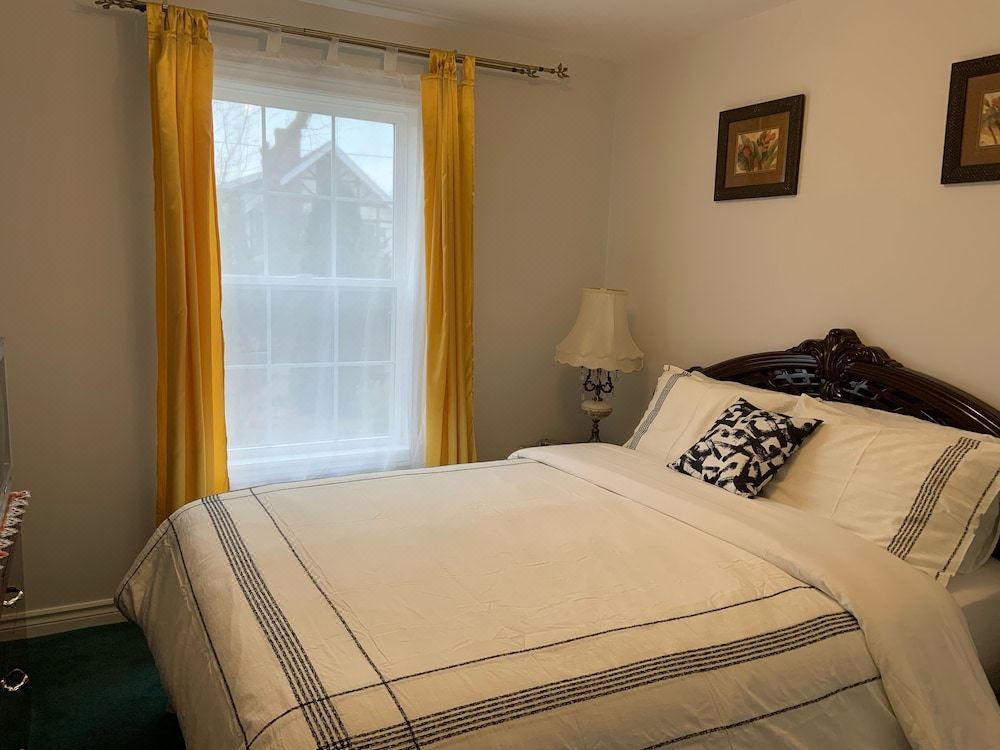Susan's Villa - Niagara Falls