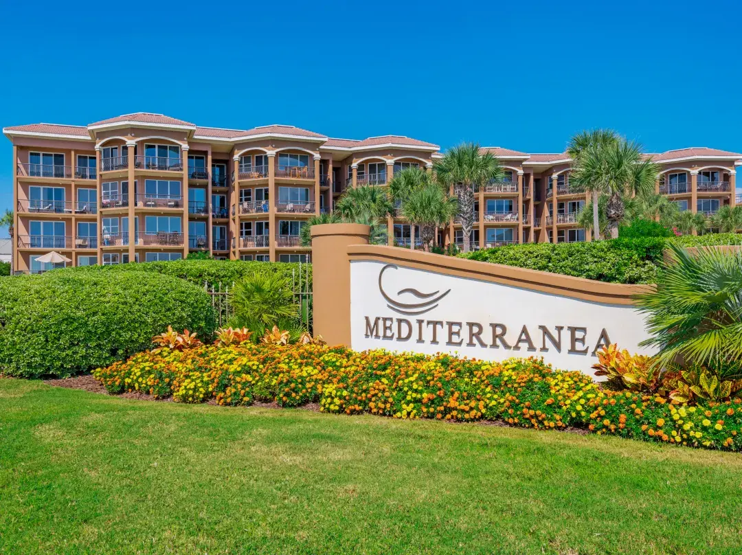 Spectacular Beach Views And Lush Grounds - Charming Coastal Retreat - Miramar Beach, FL