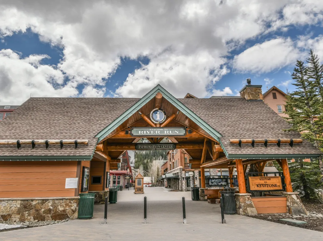 Pool, Hot Tub And Balcony Retreat - Cozy Mountain Haven - Keystone, CO