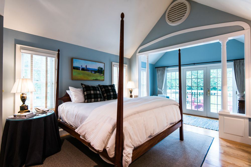 Four Columns Inn - Brattleboro