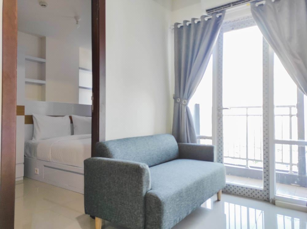 Homey And Comfy 2br At Vida View Apartment - Makassar