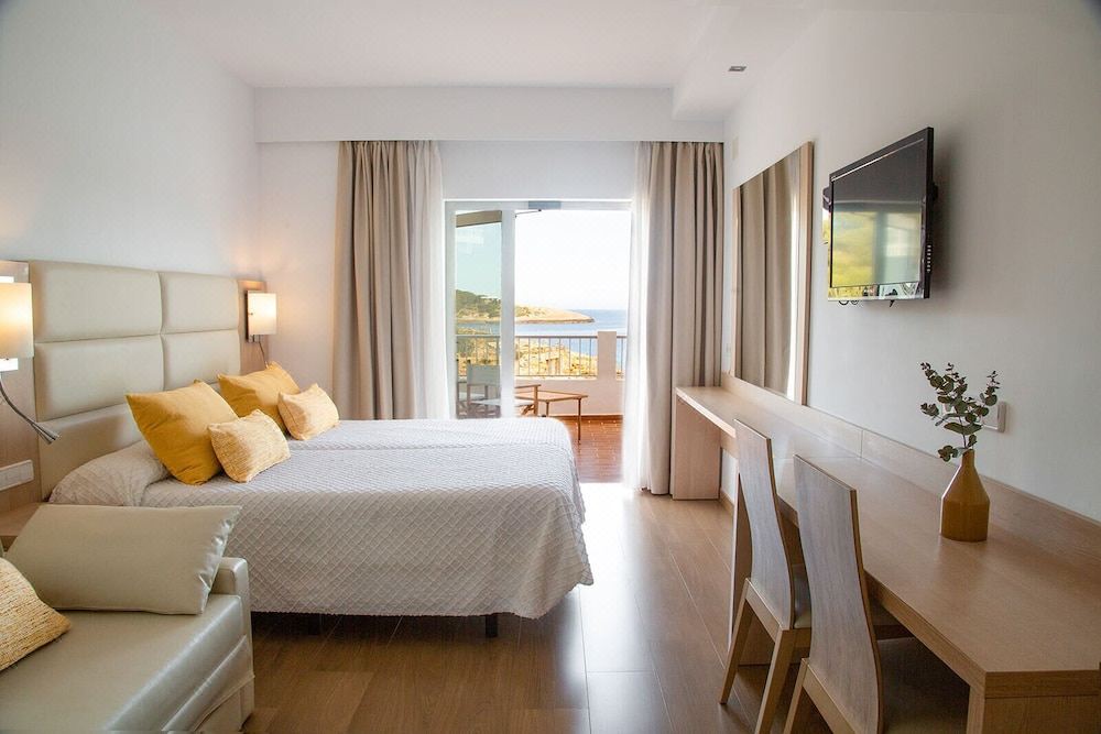 Hostal La Cigüeña - Ibiza