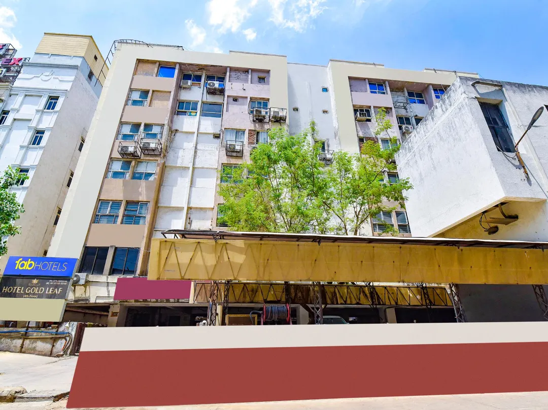 Hotel Gold Leaf Ahmedabad - Ahmedabad