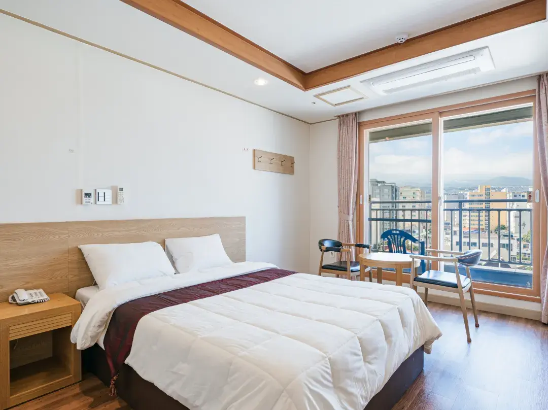 Seogwipo Eia Hotel - Jeju-do