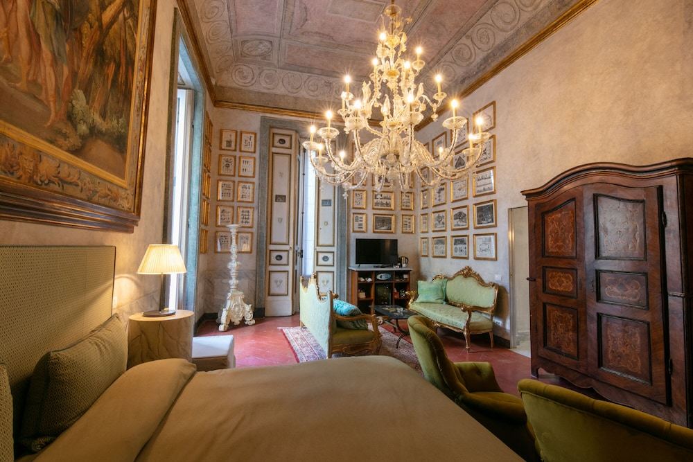 Palazzo Doria Napoli - Naples