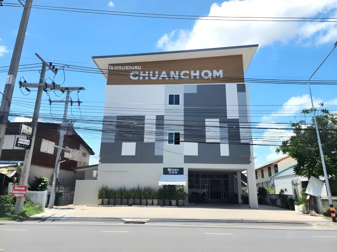 Chuanchom Hotel - Roi Et