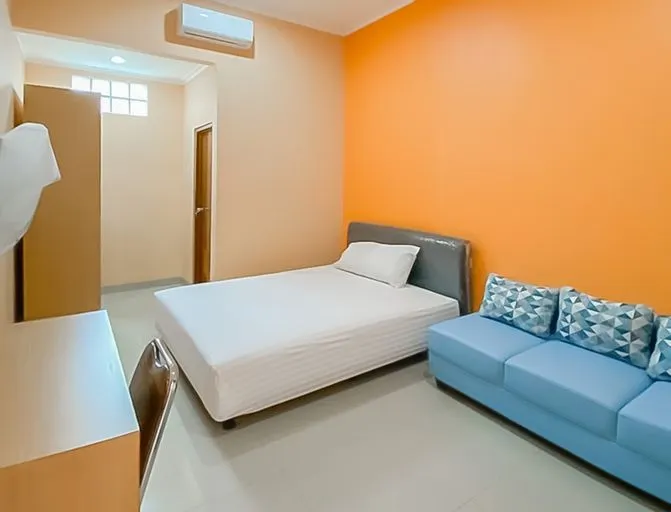 Shofy Guest House Mitra Reddoorz - Bandung