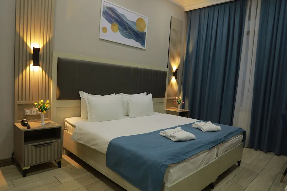 Human Hotel - Tashkent