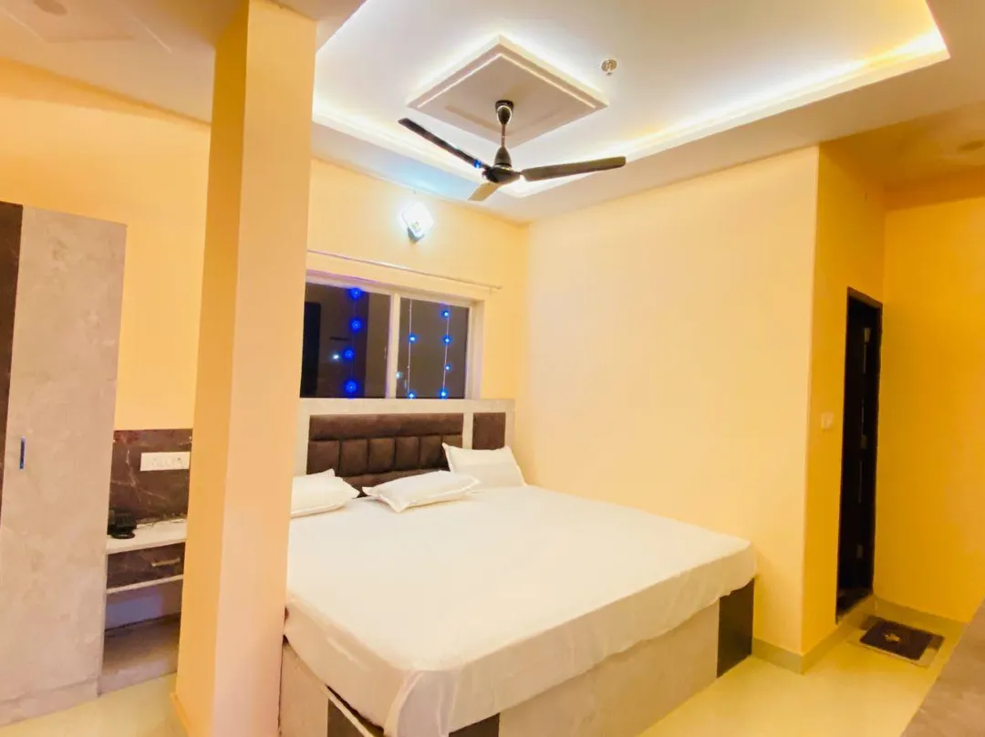 Hotel Ornate - Mughalsarai