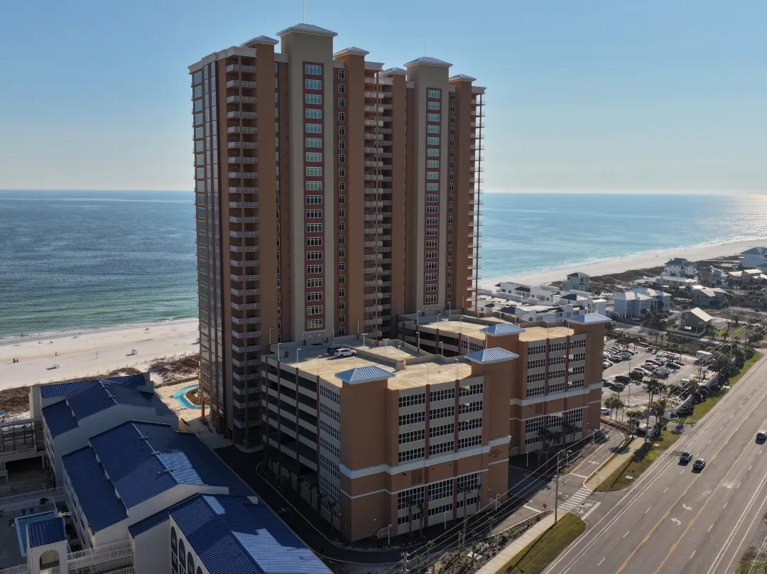 Luxurious Amenities And Spacious Living - Stunning Beach Getaway - Orange Beach, AL