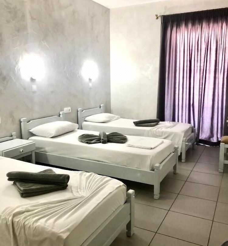 Sunrise Hotel - Ios