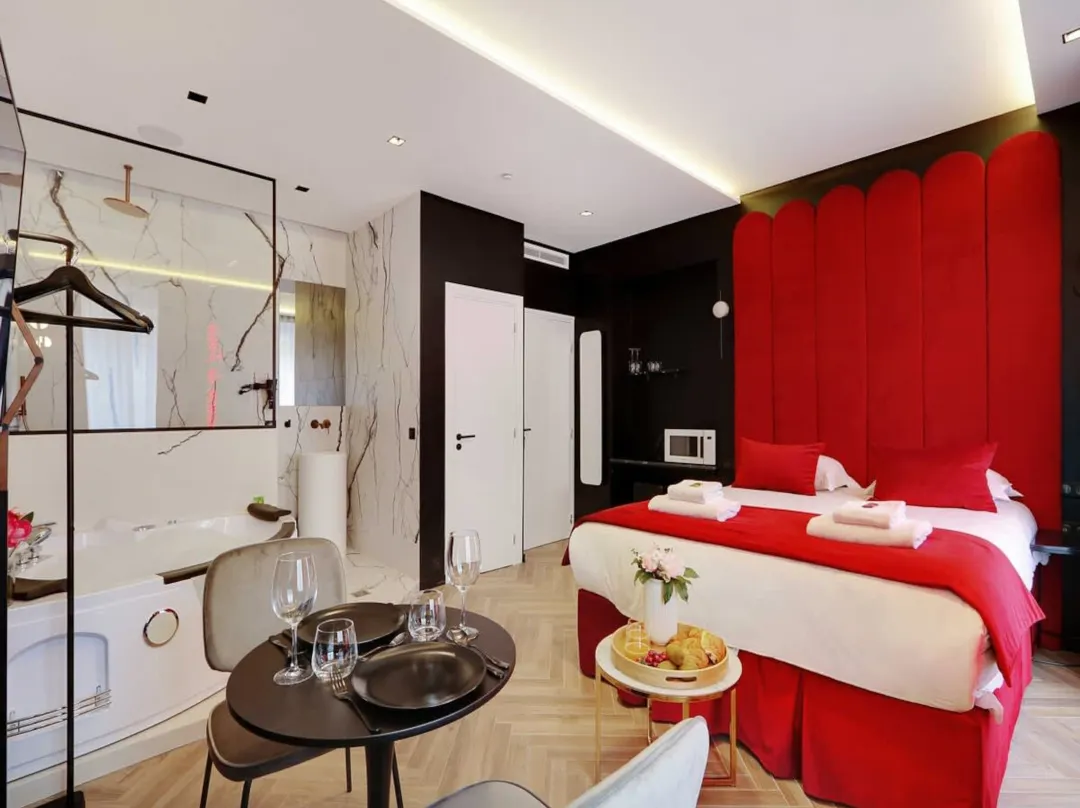 Luxurious Suite With Ac Le Marais Beaubourg - Paryż
