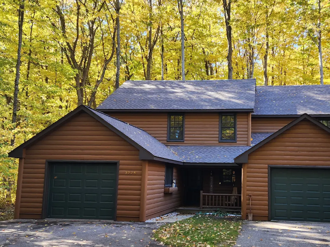 Woods Way Hideaway - Minutes From Petoskey & Harbor Springs - Close To Beaches, Skiing & More! - Petoskey, MI