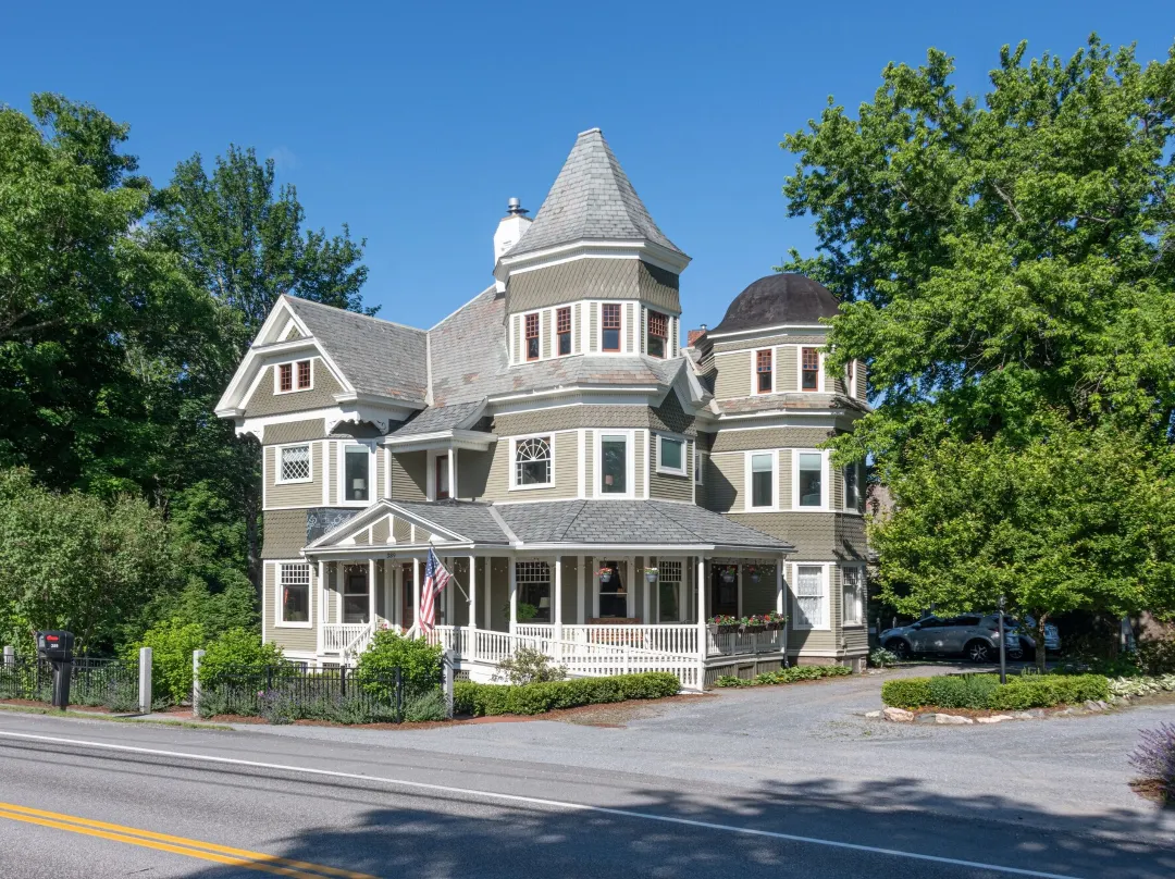 Sinclair Inn Bed & Breakfast - Vermont