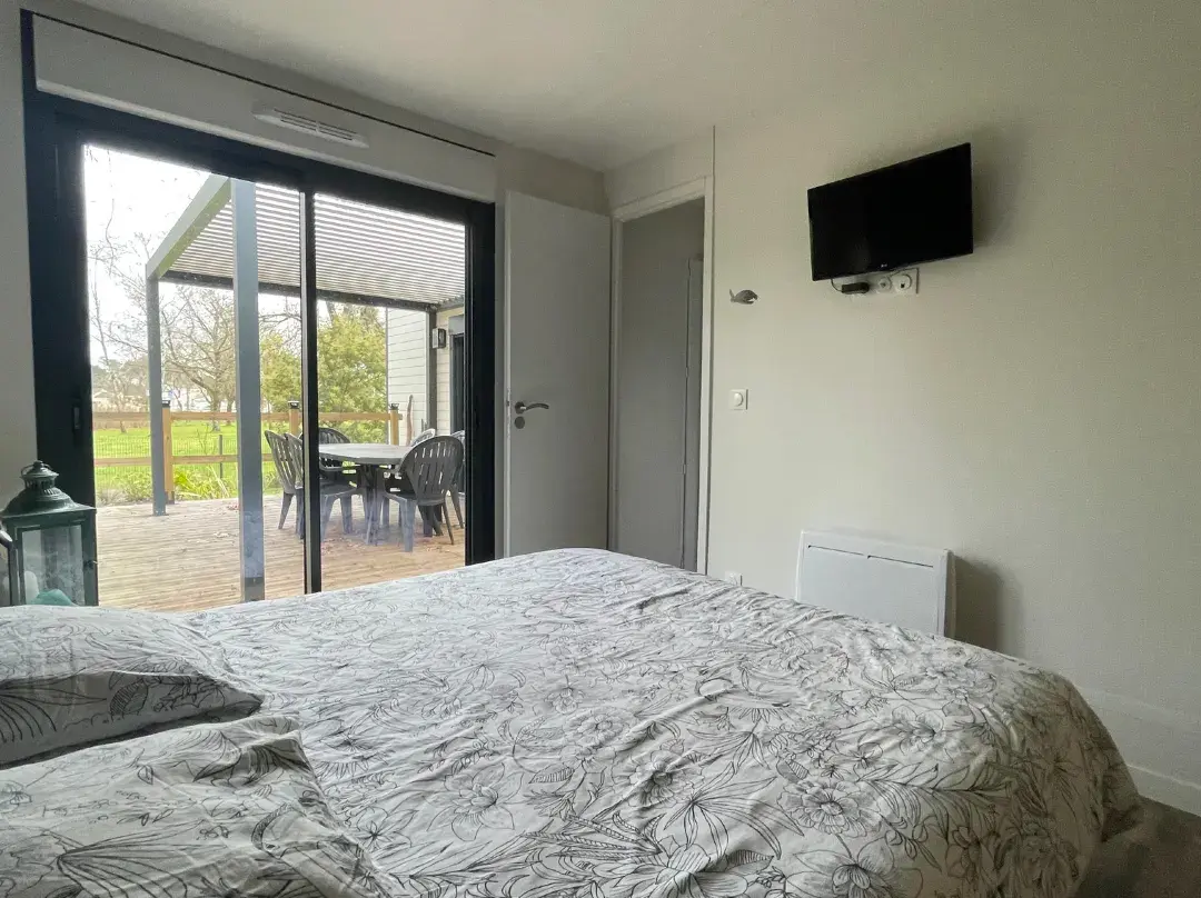 Confortable éColodge Avec Piscine Et Jacuzzi Chauffés Ouvert Toute L'année - La Tremblade