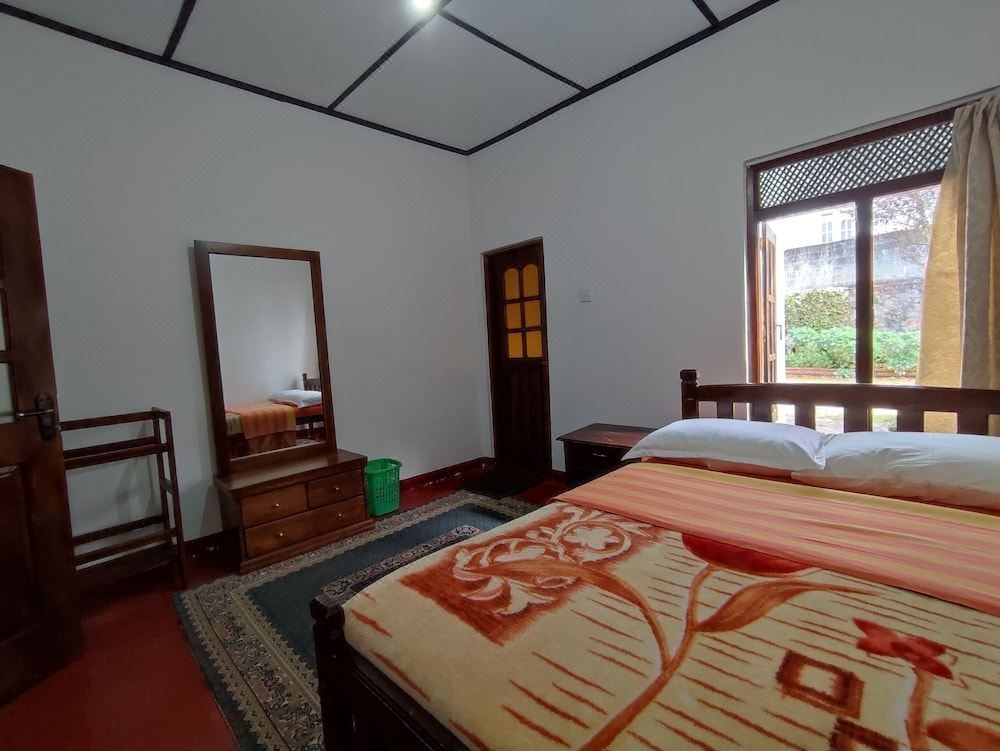 Andrews Hostel - Nuwara Eliya