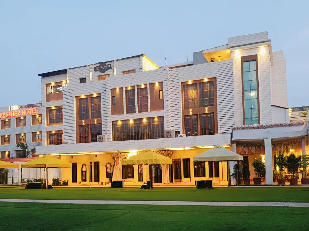 Vatika Premier Hotel - Patna