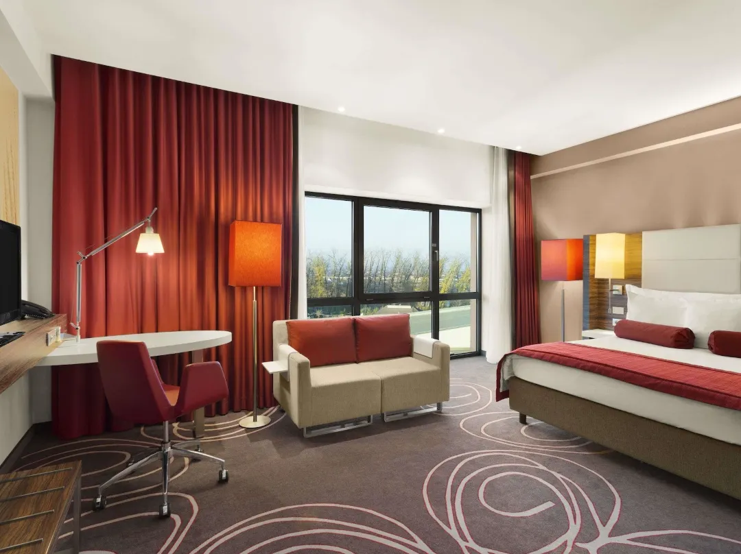 Ramada By Wyndham Pitesti - Argeș