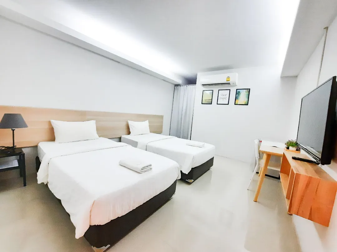 Your Place Hotel - Bangkok Noi