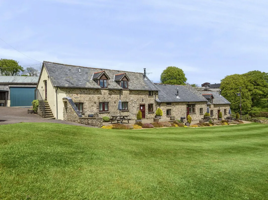 West Hollowcombe Farm Cottages - Full Site Booking - North Devon District