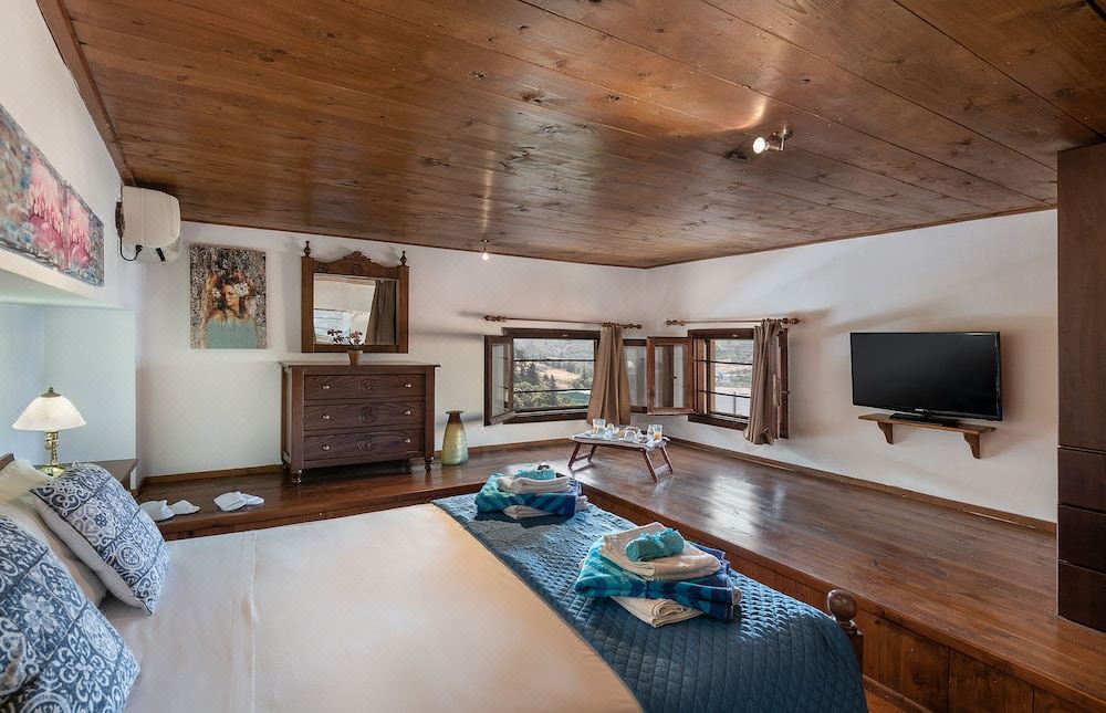 Kritiko Arhontiko - Crete