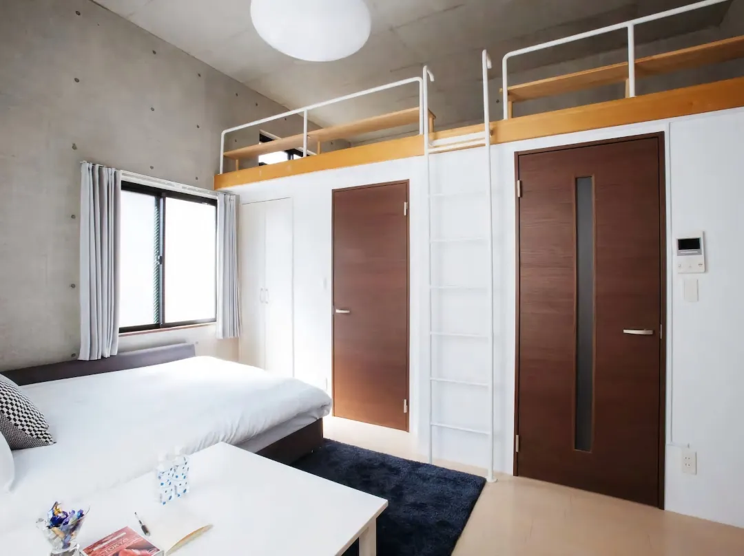 Laffitte Tokyo - Shinjuku