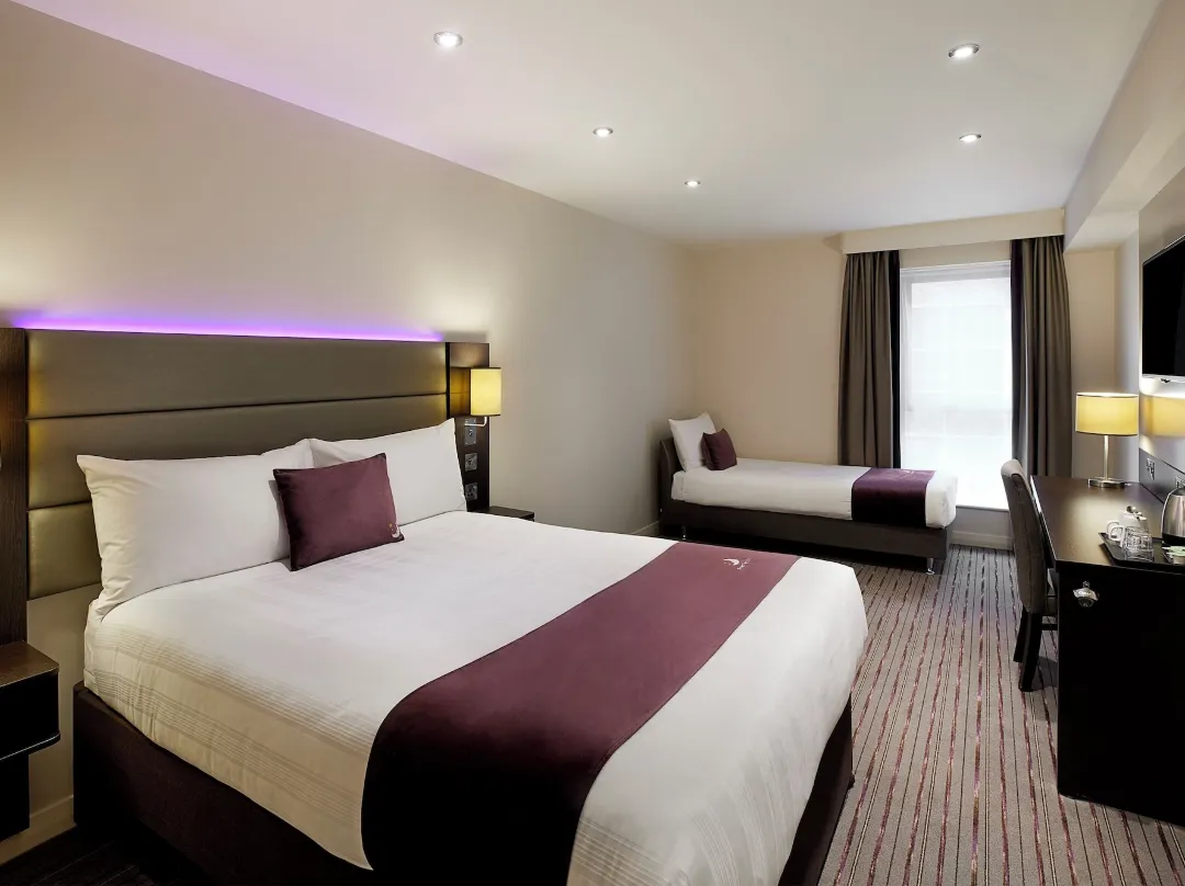 Premier Inn Corby - Corby