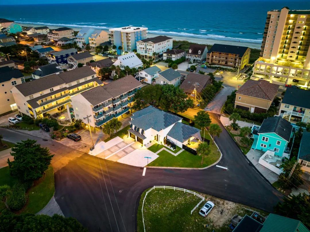 Private Patio And Outdoor Grill - Charming Eco-friendly Retreat - North Myrtle Beach, SC