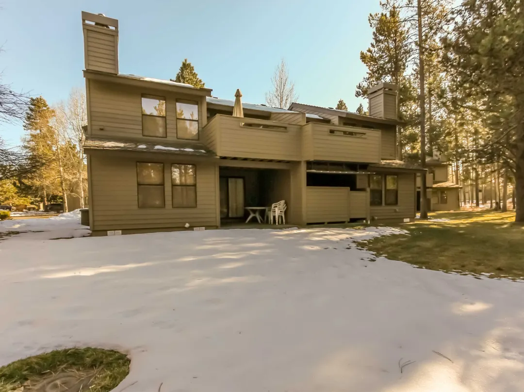 Cozy Gas Fireplace And Community Pool - Charming Getaway - Sunriver, OR
