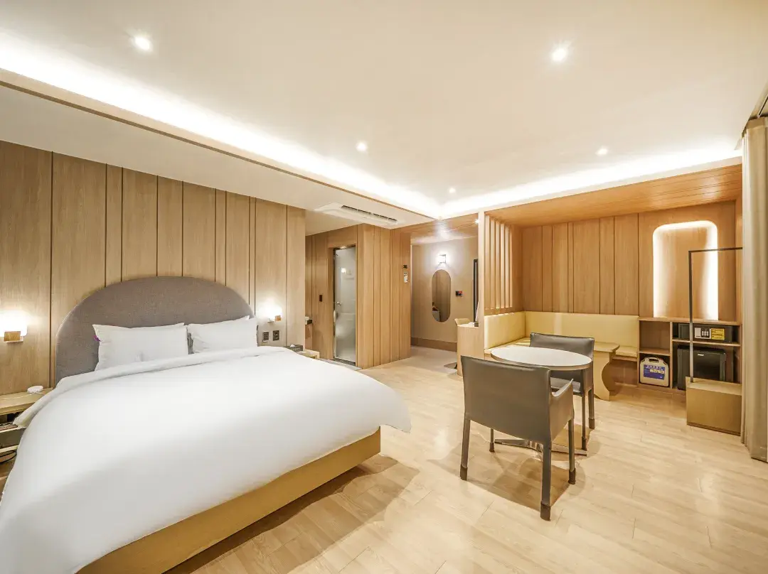 Daegu Dongseong-ro H Avenue Dongseong-ro Daegu Station - Daegu