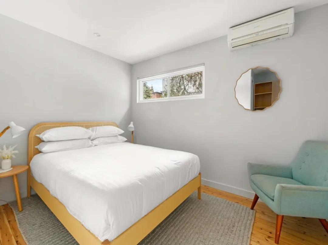 Modern 1-bed Pad Minutes Away From Beach - Coogee