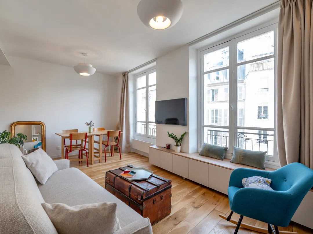 Cosy Faubourg St Martin Retreat - Paris