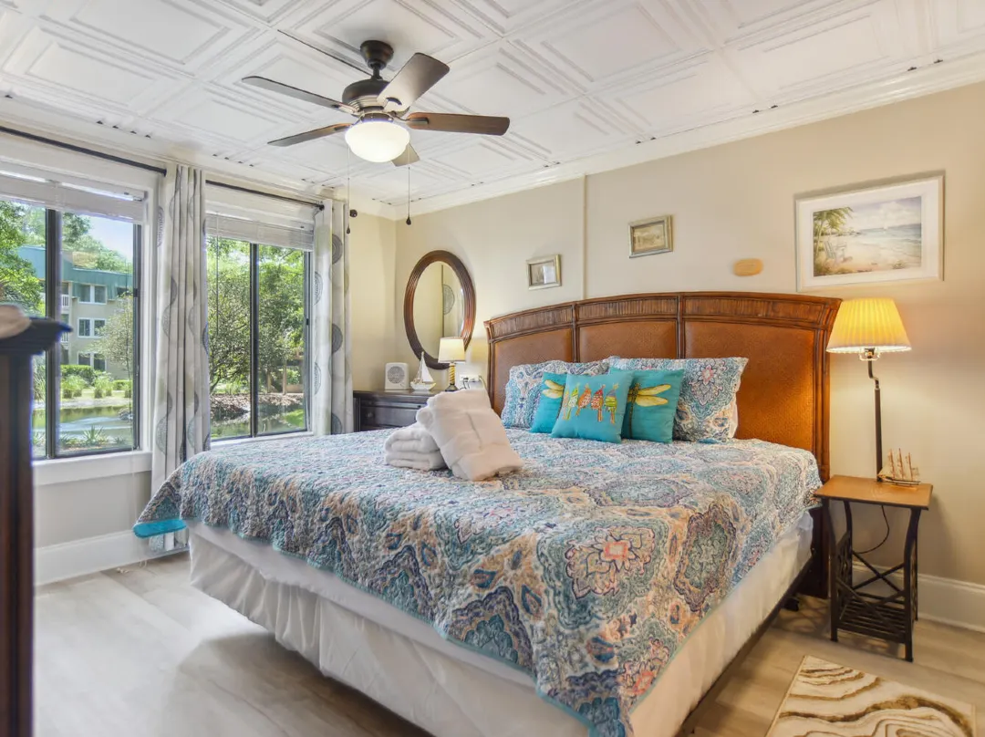 Pools, Tennis Courts And Scenic Balcony Views - Charming Coastal Getaway - Hilton Head Island, SC