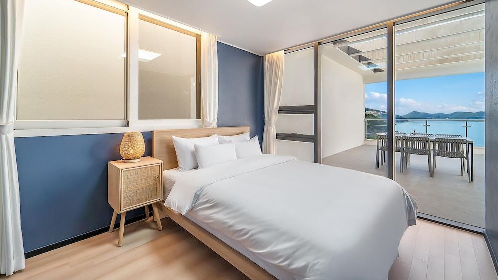 Yeosu Liposo Poolvilla - Namhae-gun