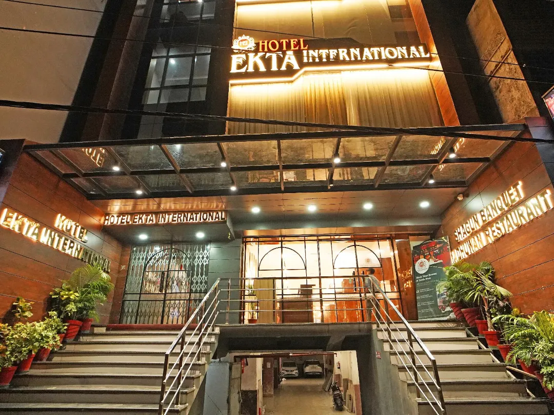 Hotel Ekta International !! 300 Mts From Baba Baidyanath Dham Temple !! - Deoghar