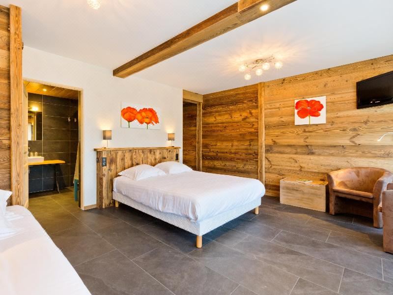 Logis Hotel L'accueil Savoyard - Haute-Savoie