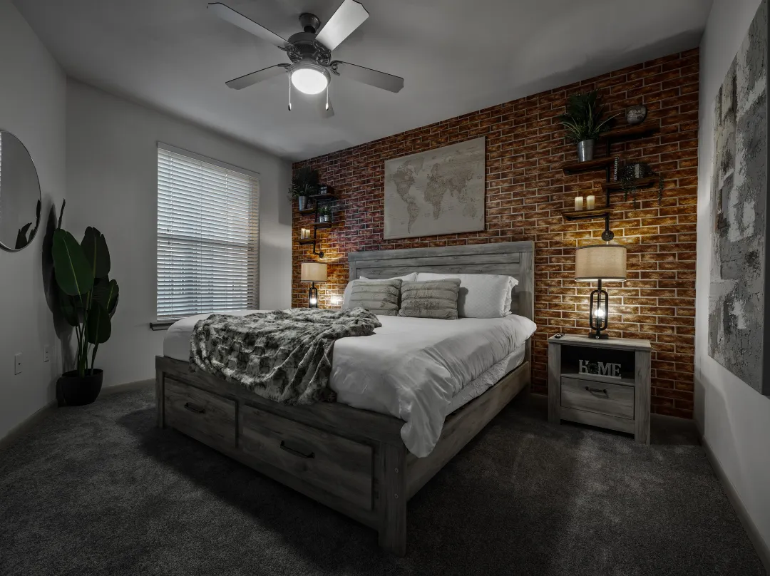 Chic Retreat - Rooftop Deck, Pool, Fitness Center - Decatur, GA