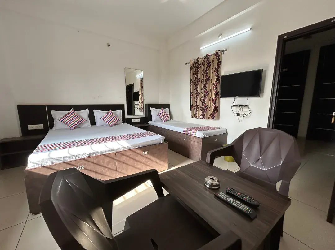 Shakti Hostel And Hotel - Bhuj