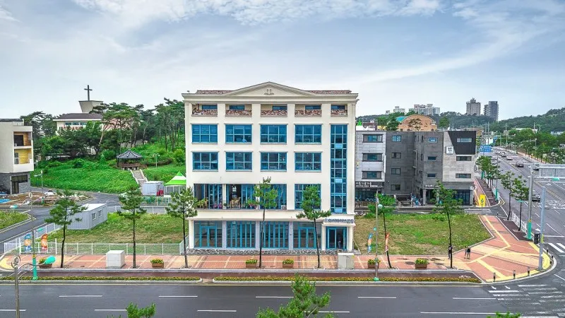 Boryeong Wifi Condo Pension 와이파이브콘도펜션) - Incheon