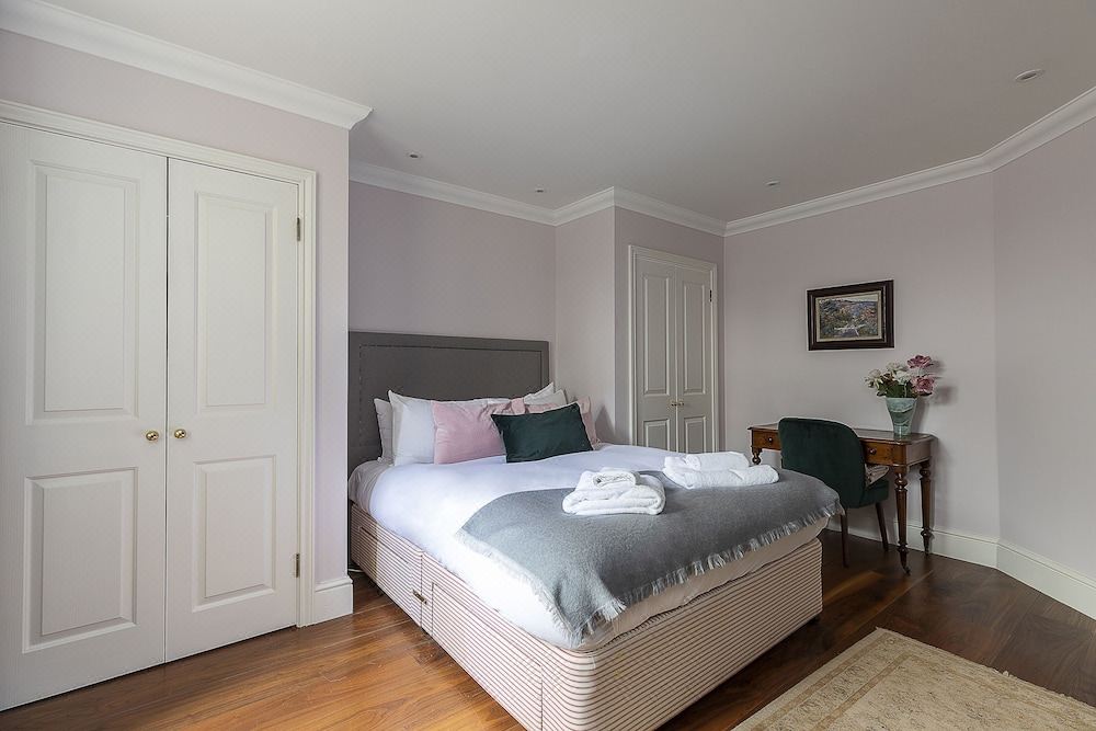 Altido Beautiful 2 Bed Apt In Mayfair, Close To Tube - London