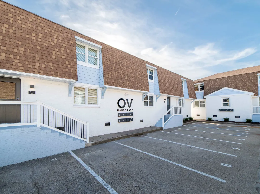 Serene Beach Retreat With Fire Pit And Outdoor Grill - Stylish Comfort - Norfolk, VA