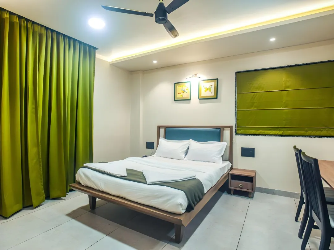 Hotel Ruchira Moonline Resto - Satara