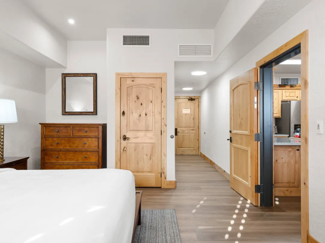 Hot Tub, Pool And Mountain Views - Charming Alpine Retreat - Alta, UT