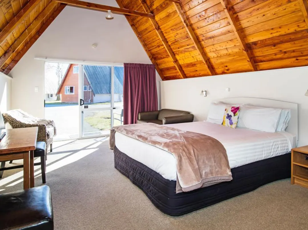 Mountain Chalets Motel - Twizel
