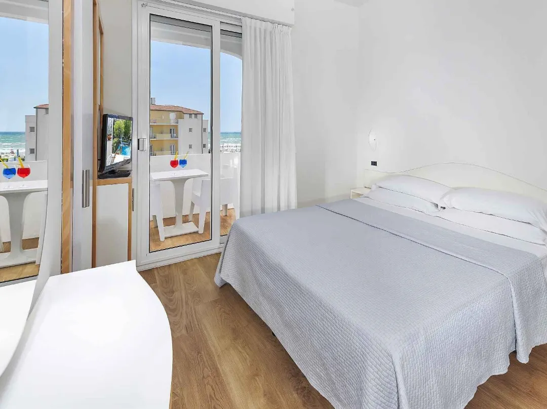 Hotel Antibes - Riccione