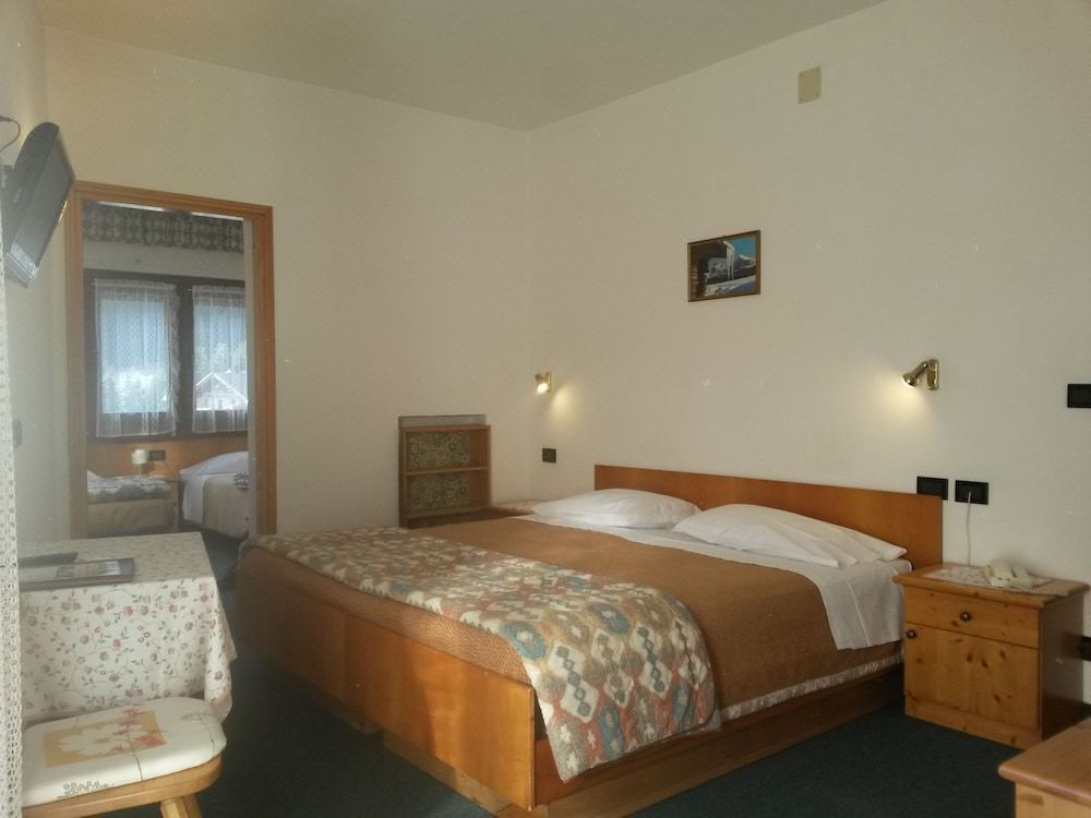 Hotel Oswald - Alba