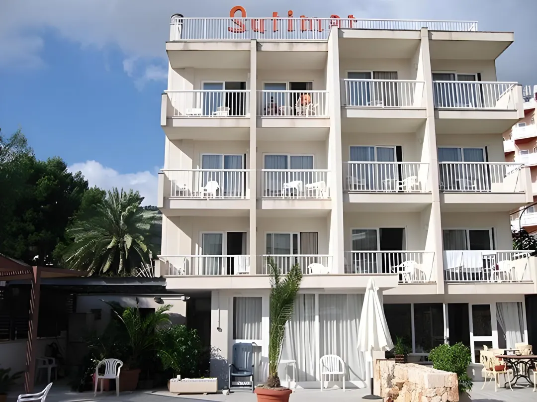 Hostal Residencia Sutimar - Baleares