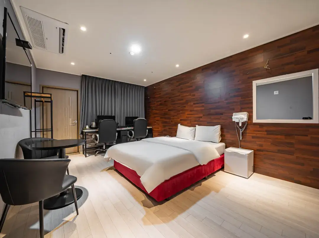 Andong Queen Hotel - Andong